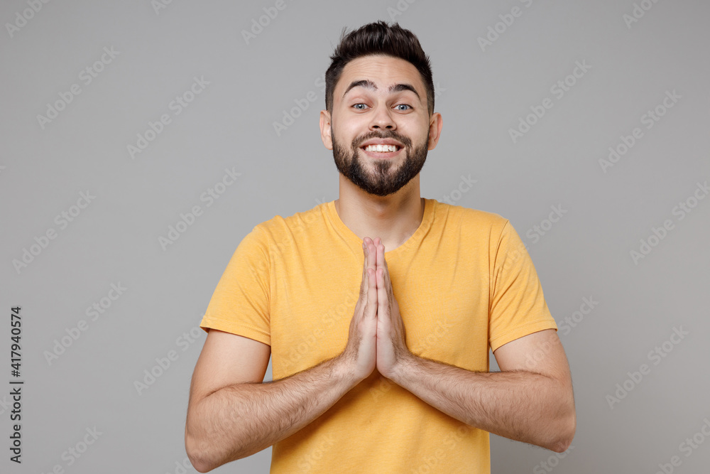 Young caucasian bearded happy attractive pleaded man 20s wearing casual ...