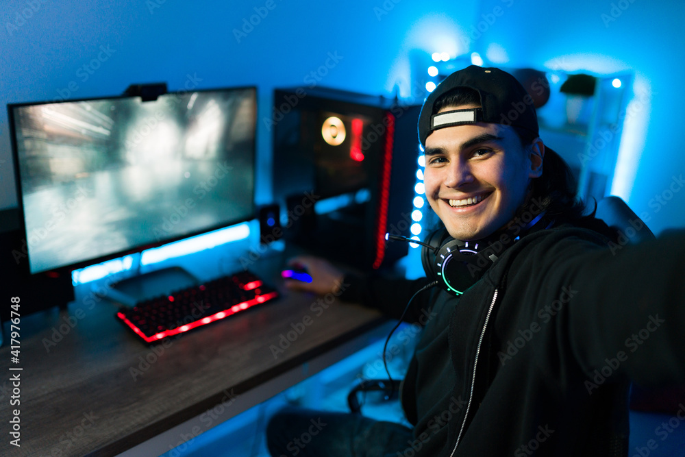 Personal perspective of a gamer posting a photo on social media Stock ...