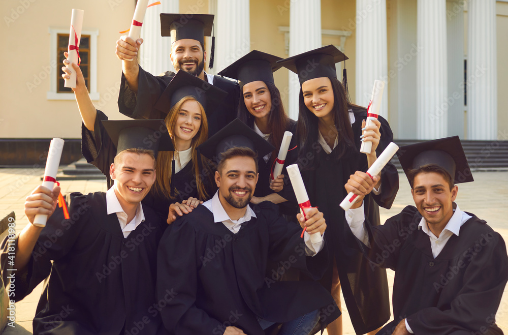 Collective photo of smiling boys and girls students university ...