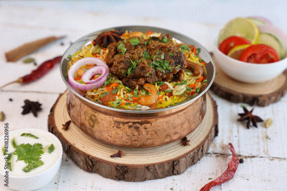 Foto de Mutton Gosht Biryani Spicy Indian Malabar lamb meat biryani ...