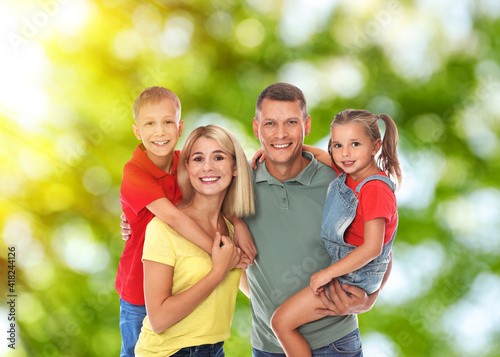 Happy Family Pictures High Resolution