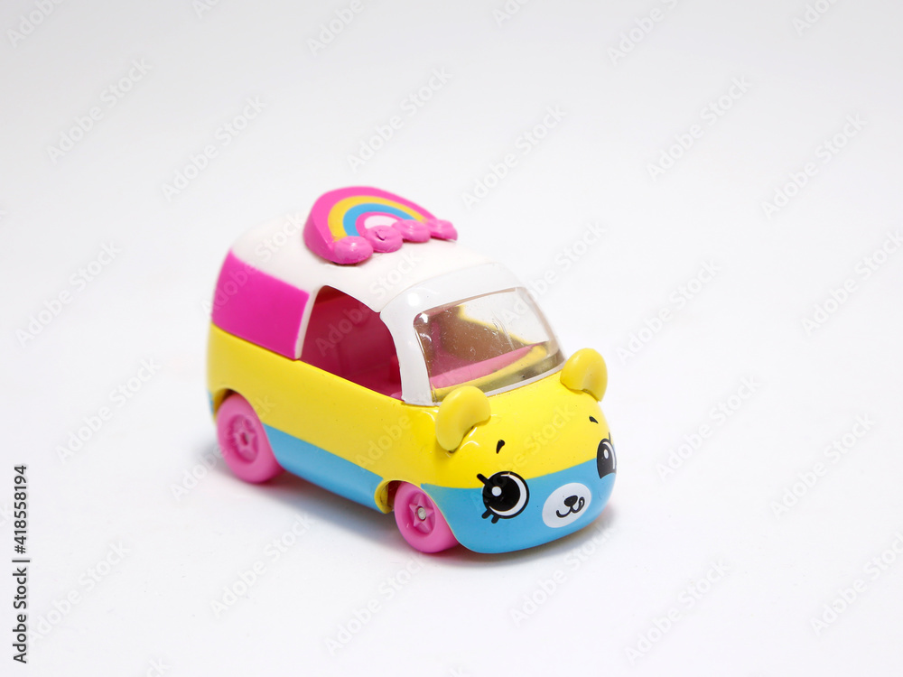 Shopkins Cutie Cars. Bear car. Small toy cars with the shape and face ...