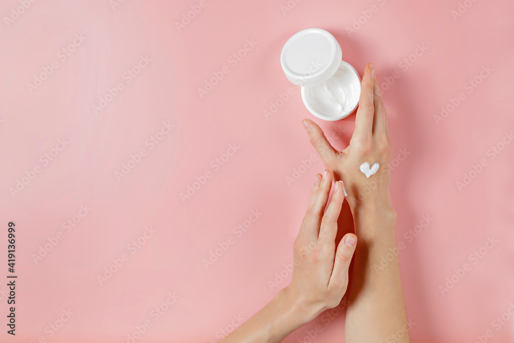 Revitalizing hand cream for healing and recovery after excessive use of ...