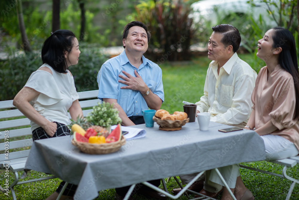 Group of asia family and friends happiness meeting, Lifestyle people ...