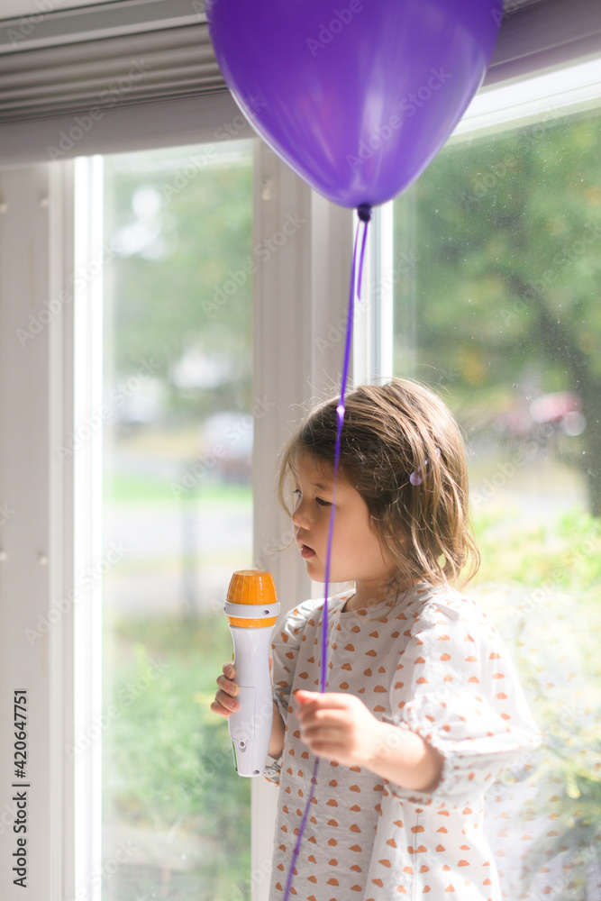 Child singing Stock Photo | Adobe Stock