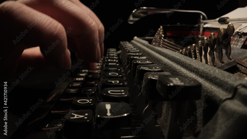 Writing a letter on an old typewriter - very nostalgic - probe lens ...