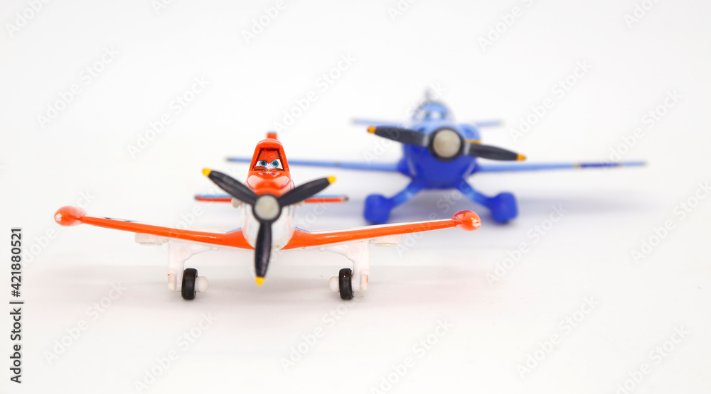 Plane Dusty and Skipper Riley. Character from the movie Planes. Walt ...