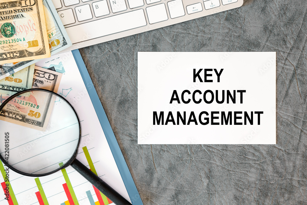 Foto de KEY ACCOUNT MANAGEMENT is written in a document on the office ...