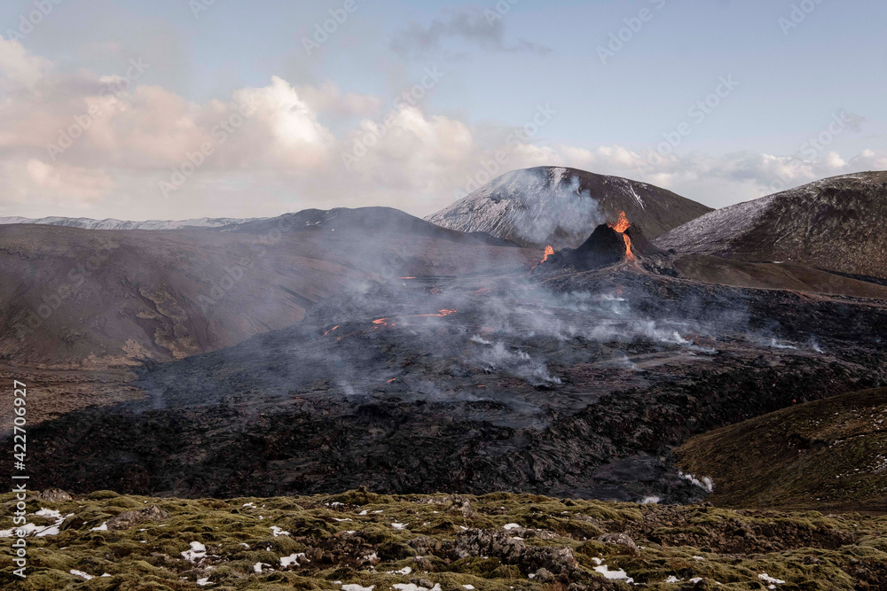 Fissure eruption in the Geldingadalur valley on Mount Fagradalsfjall ...