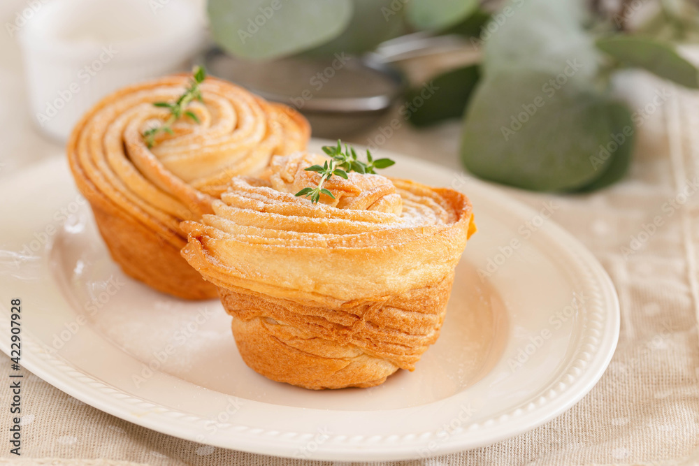 Homemade fresh baked cruffin sprinkle with icing or powdered sugar ...