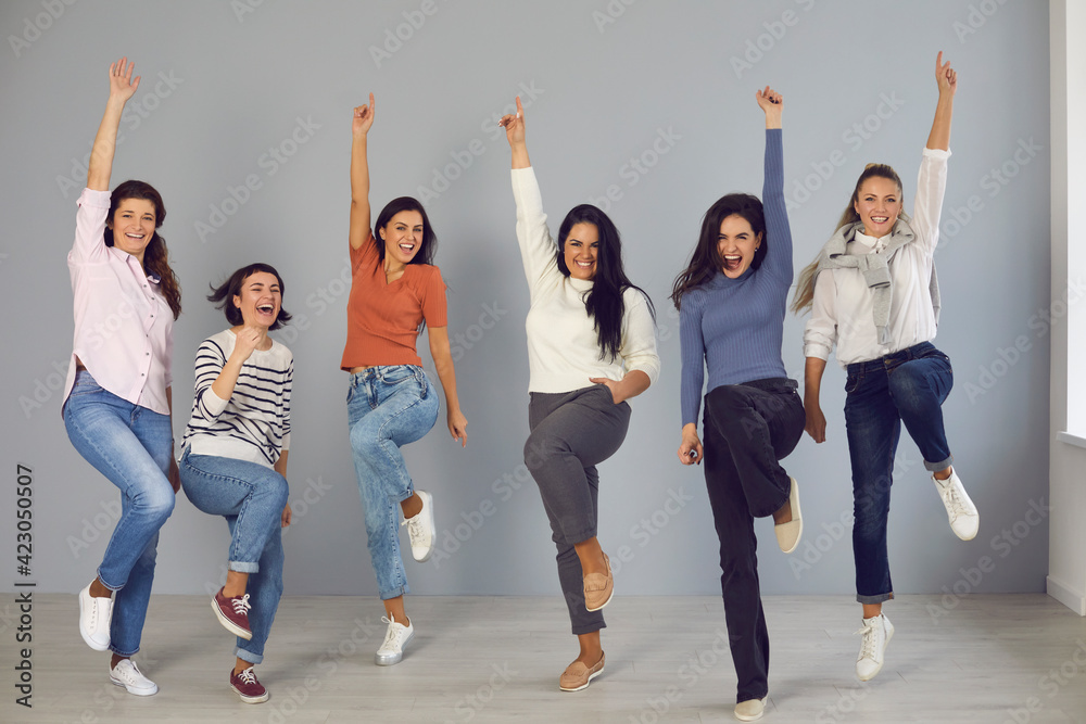 Group of happy excited confident young women in their 20s and 30s ...