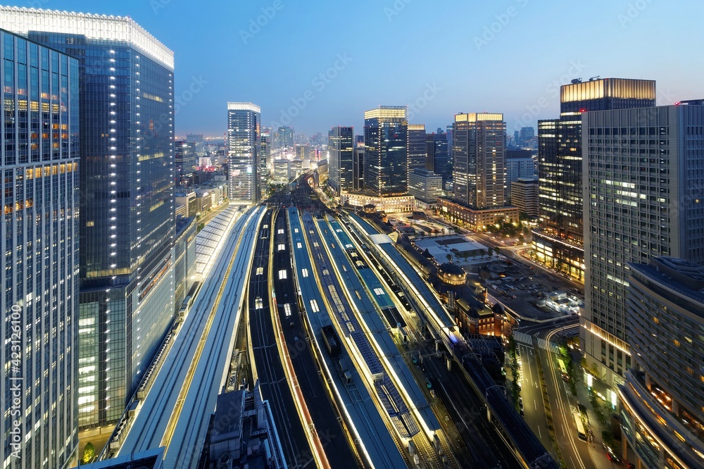 Beautiful nightscape of Tokyo Train Station with a high angle view of ...