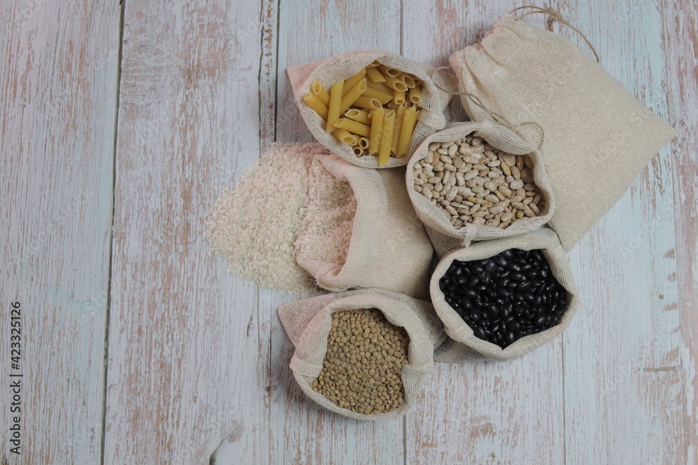 Granos mix comida saludable Stock Photo | Adobe Stock