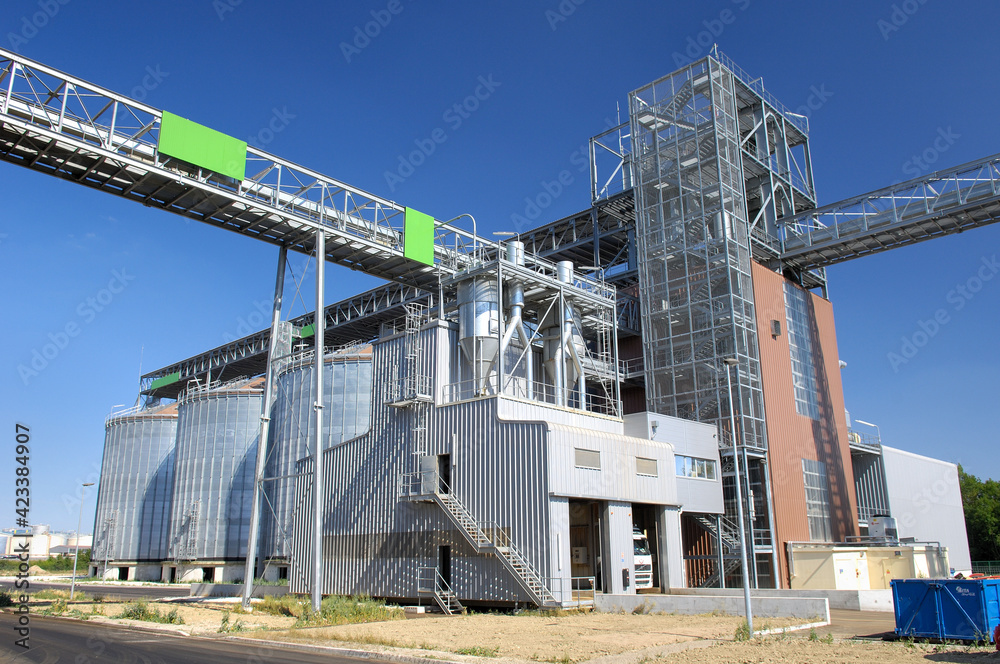 Production de Biocarburant et diester, usine Saipol le Mériot (Aube ...