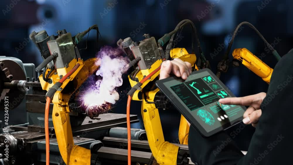 Smart industry robot arms modernization for innovative factory ...