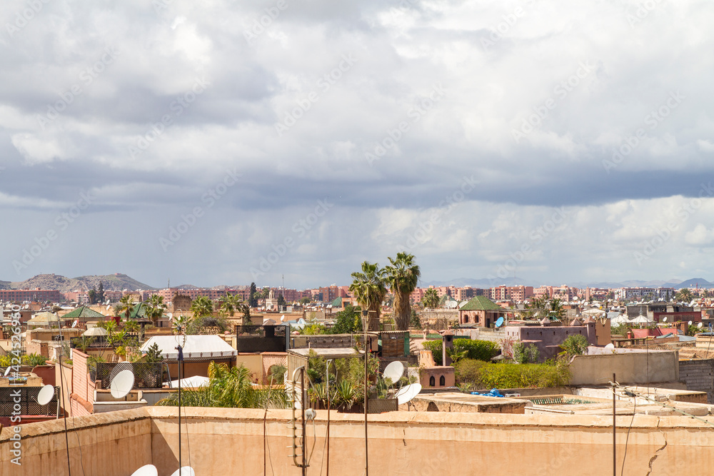 Panoramica, vista o skyline de la ciudad de Marrakech, pais de ...