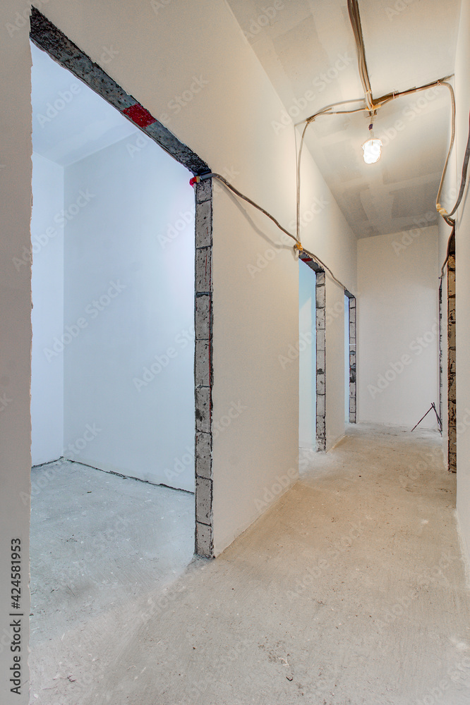 Premises before leveling, finishing, painting and plastering. Empty ...