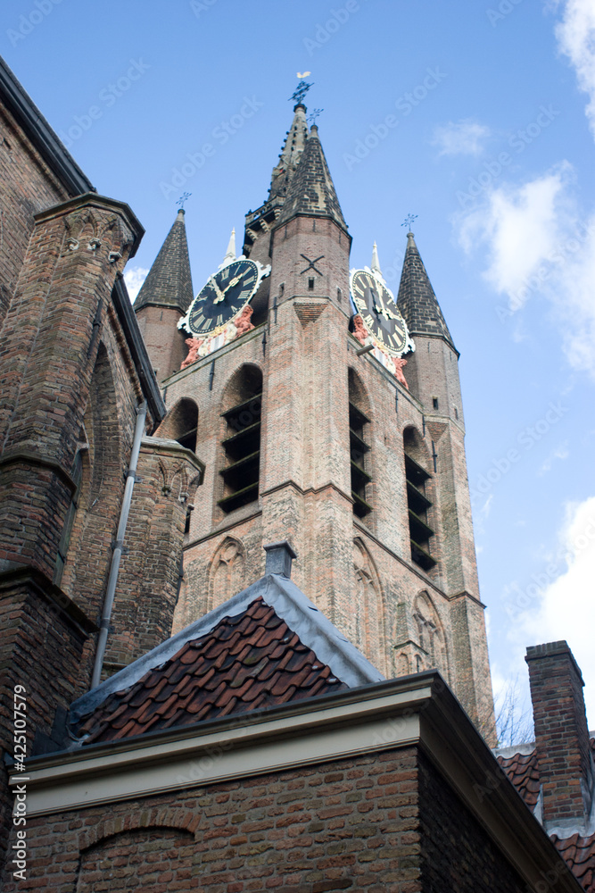 Oude Kerk or Scheve Jan (Old Church, Leaning John) in Delft, The ...