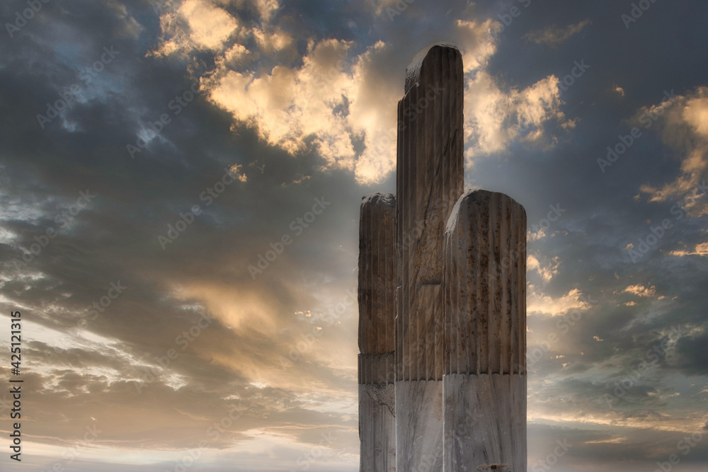 ancient column with cloudy sky. Archaeological structures, ancient ...
