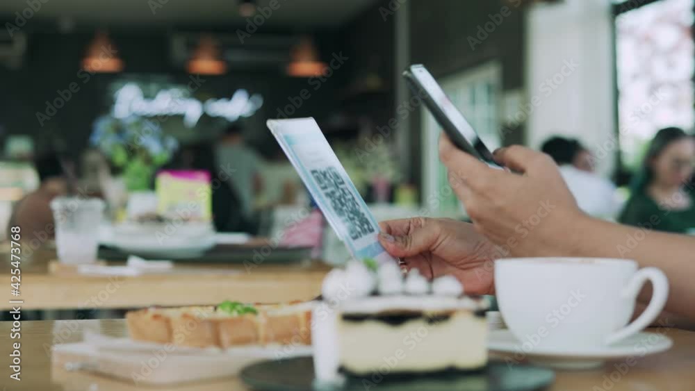 Customers are scanning the QR code to order food. Restaurants protect ... Customers are scanning the QR code to order food. Restaurants protect ...