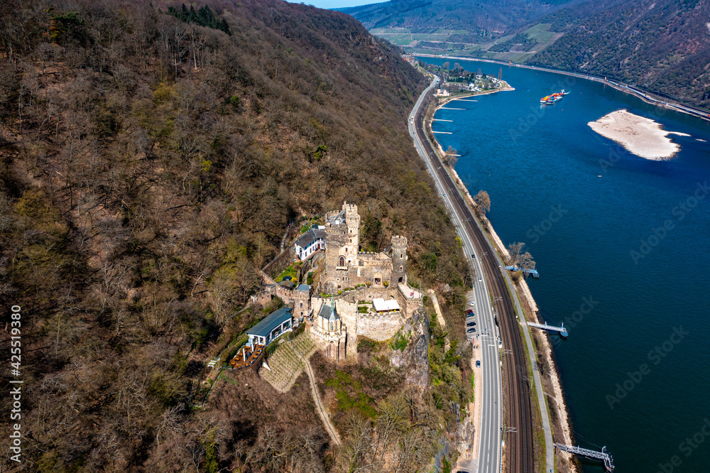 Burg Rheinstein Luftbilder | Luftbildaufnahmen der Burg Rheinstein in ...