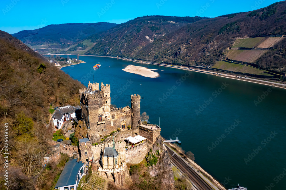 Burg Rheinstein Luftbilder | Luftbildaufnahmen der Burg Rheinstein in ...