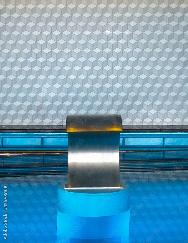 Pool und Whirlpool unter LED-Sternenhimmel in Spa auf modernem ...