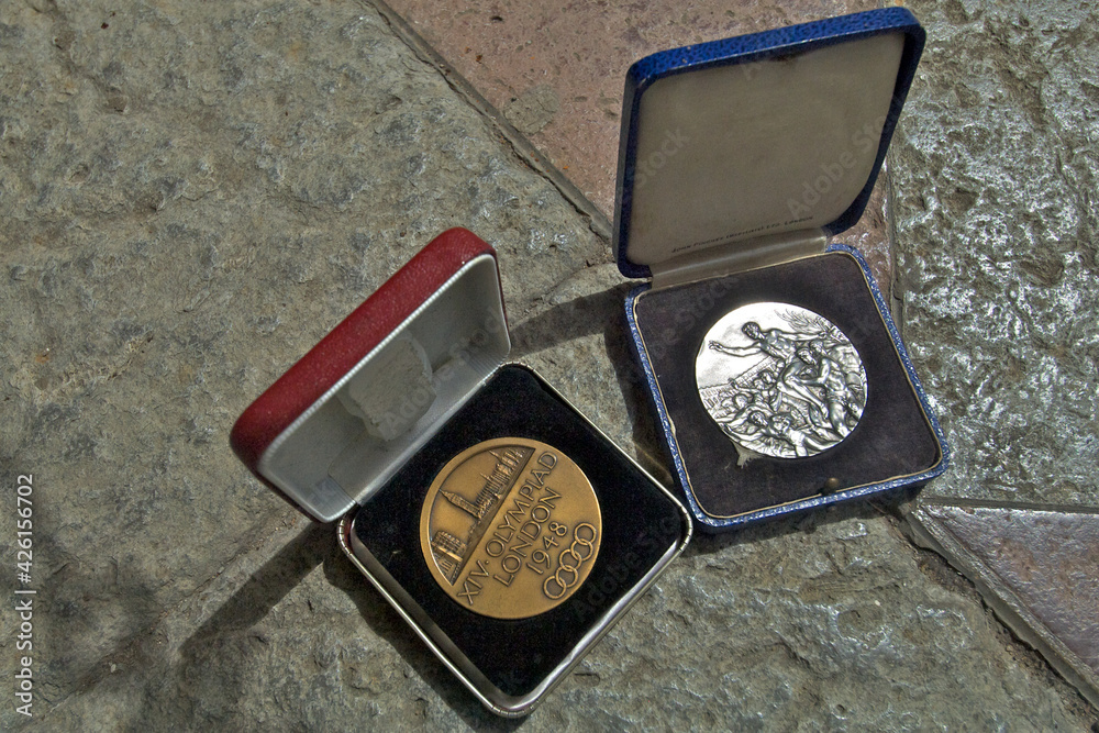 1948 Olympic Bronze and Silver Medals designed by Italian artist ...