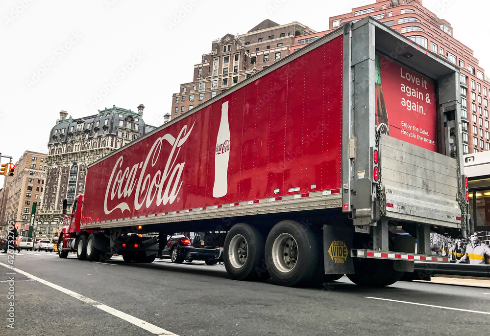 Coca-Cola 18 wheeler truck on Amsterdam Avenue in Manhattan. Stock ...