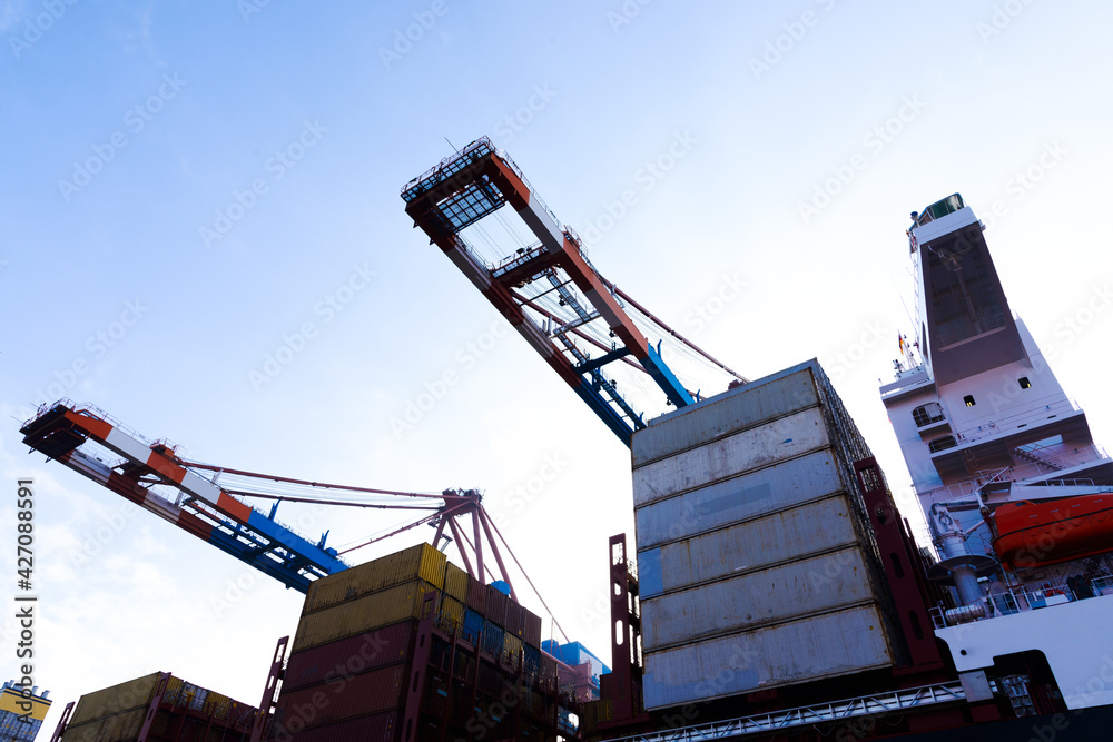 Container terminal gantry cranes for loading and offloading intermodal ...