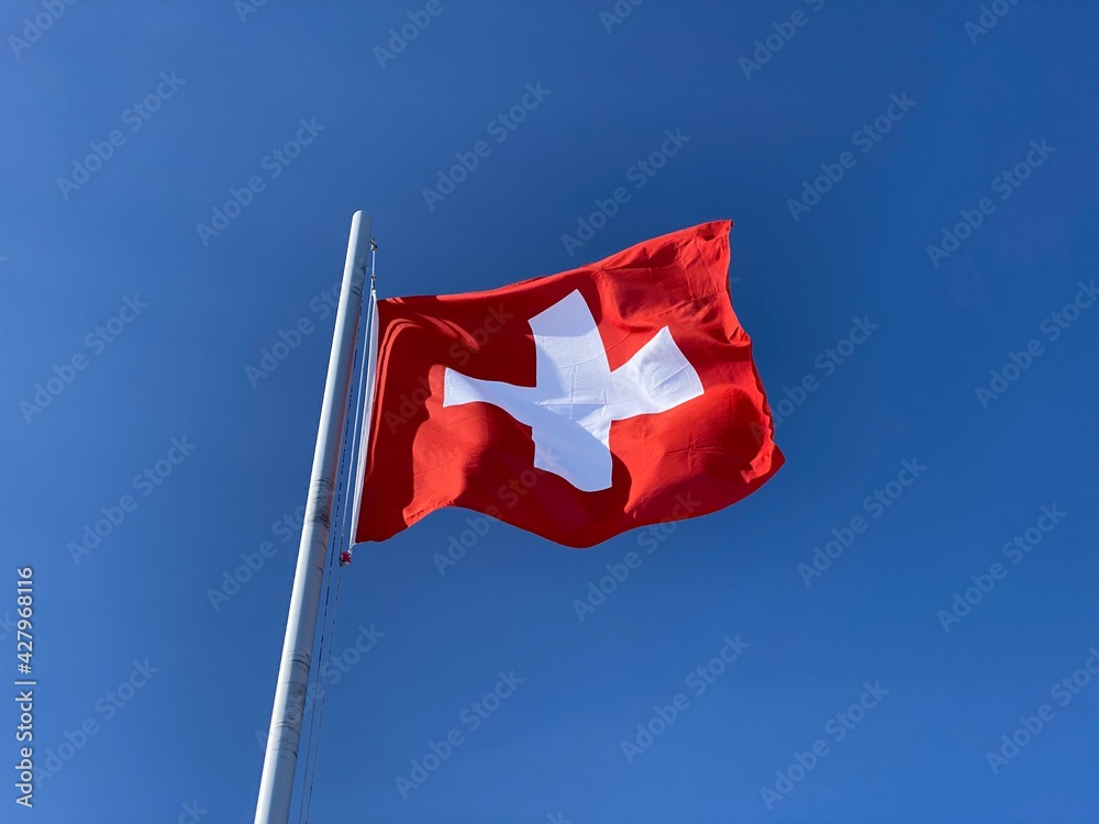 National flag of the Swiss Confederation (Flag of Switzerland ...