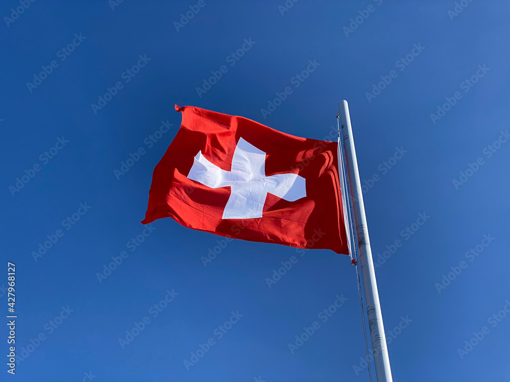 National flag of the Swiss Confederation (Flag of Switzerland ...