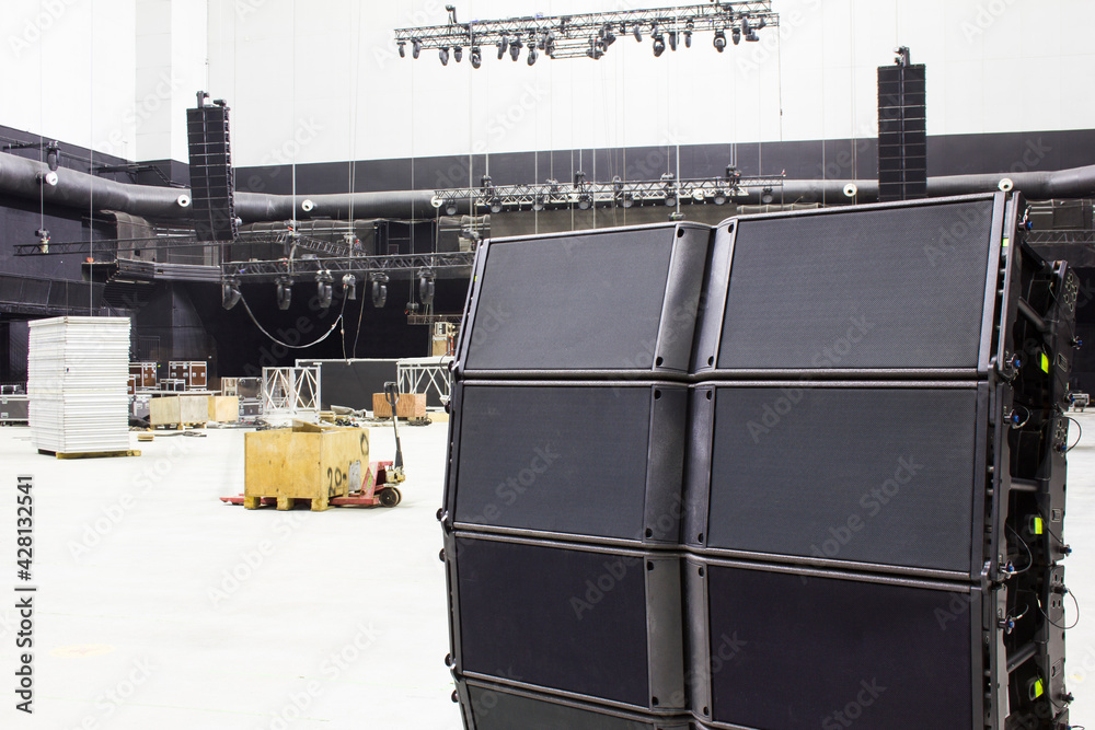Line array speakers. Stage, trusses, led screen, sound speakers ...