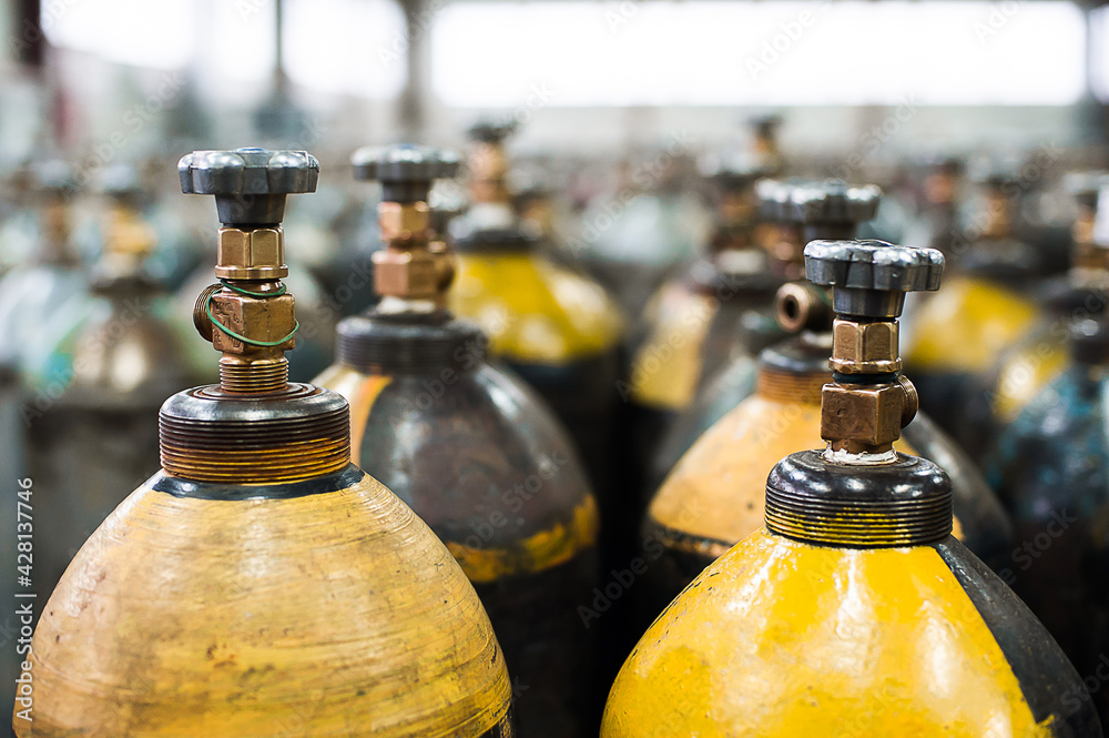 Cilinder with mixed gases. Tanks with compressed gas for industry ...