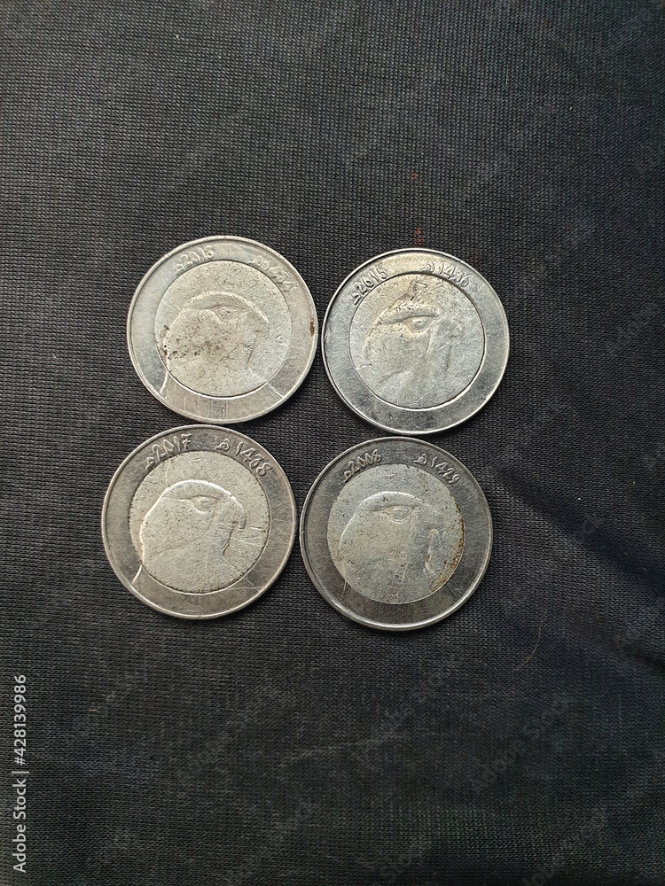 Algerian currency worth 10 dinars money Stock Photo | Adobe Stock