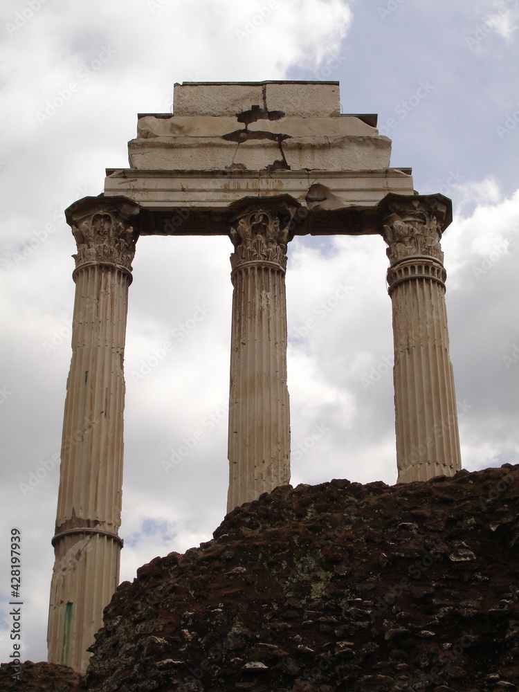 roman columns 2 Stock Photo | Adobe Stock