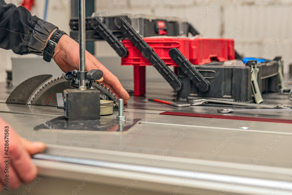 Dial indicator with magnetic base. Shaft vibration measurement, setting ...