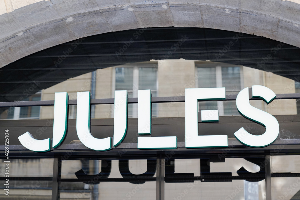 Jules logo brand and text sign of french chain clothing store shop ...