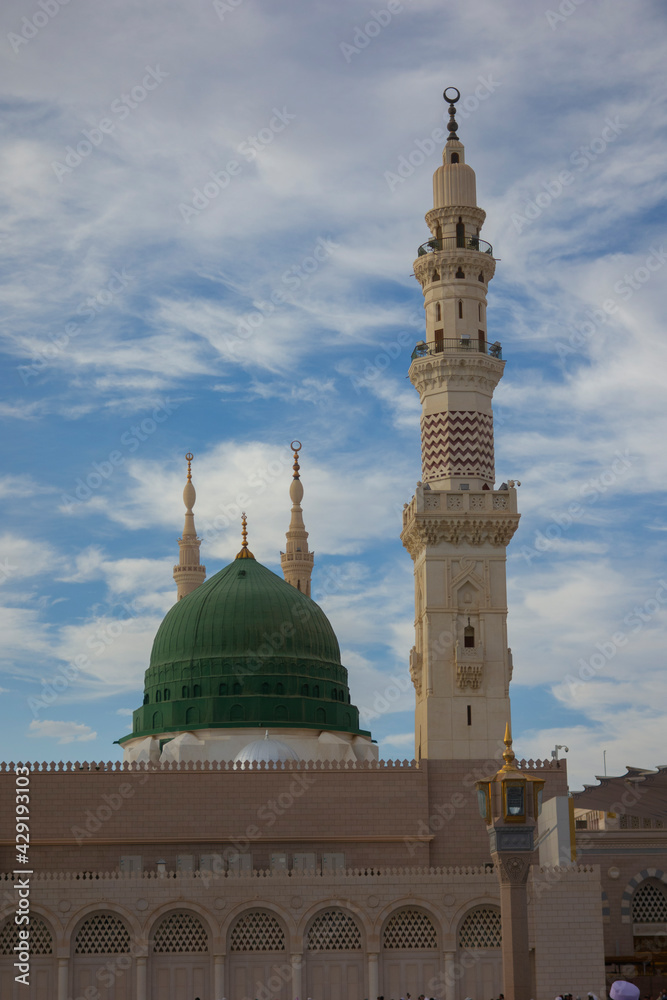 Green Dome of masjid al Nabawi on a blue sky day. Prophet Muhammed Sw ...