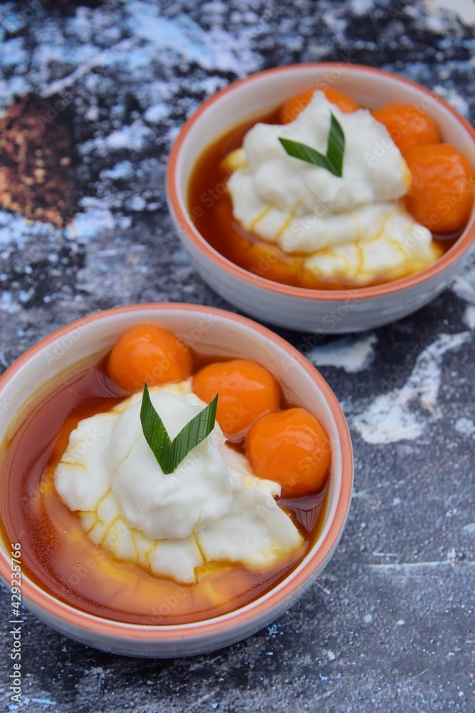 Bubur Sumsum Biji Salak, Indonesian rice flour porridge with sweet ...