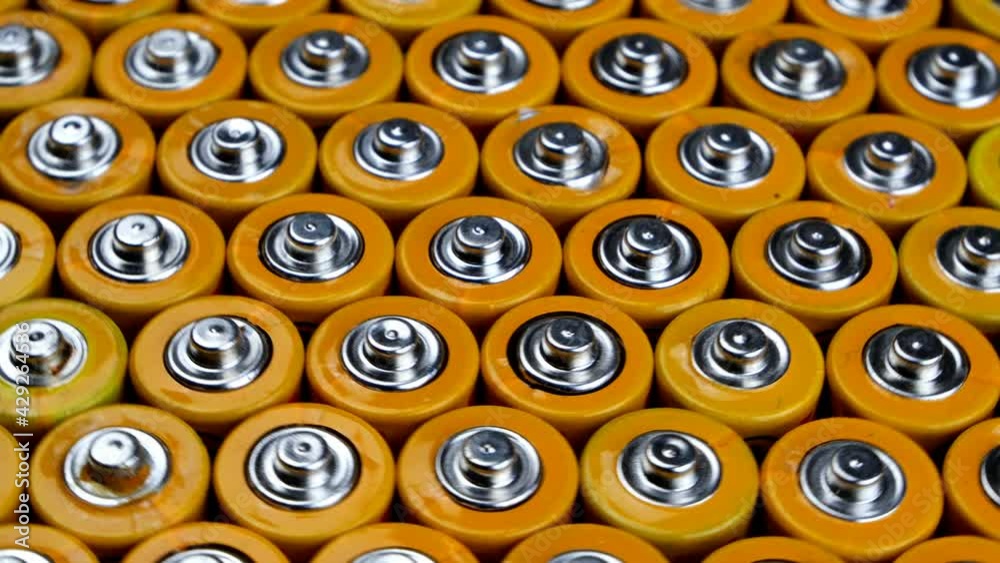 Stockvideo Many used AA alkaline batteries, finger batteries in heap ...