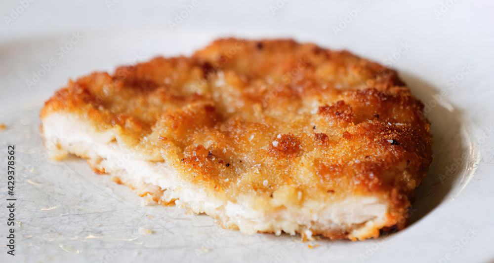 Wiener Schnitzel - “Viennese cutlet” - Wienerschnitzel. It is one of ...