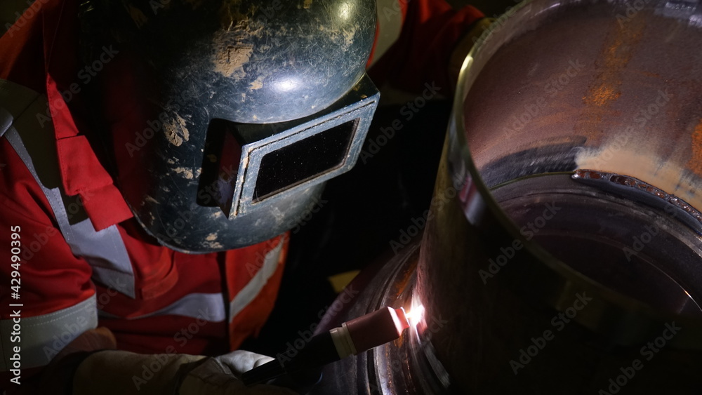 Welder, Welding, TIG Welder, Schweißer, Rohrschweißer, Pipe Welder ...