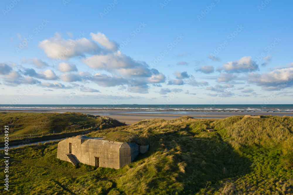 Un bunker de la plage de Utah beach en France, en Normandie, dans la ...