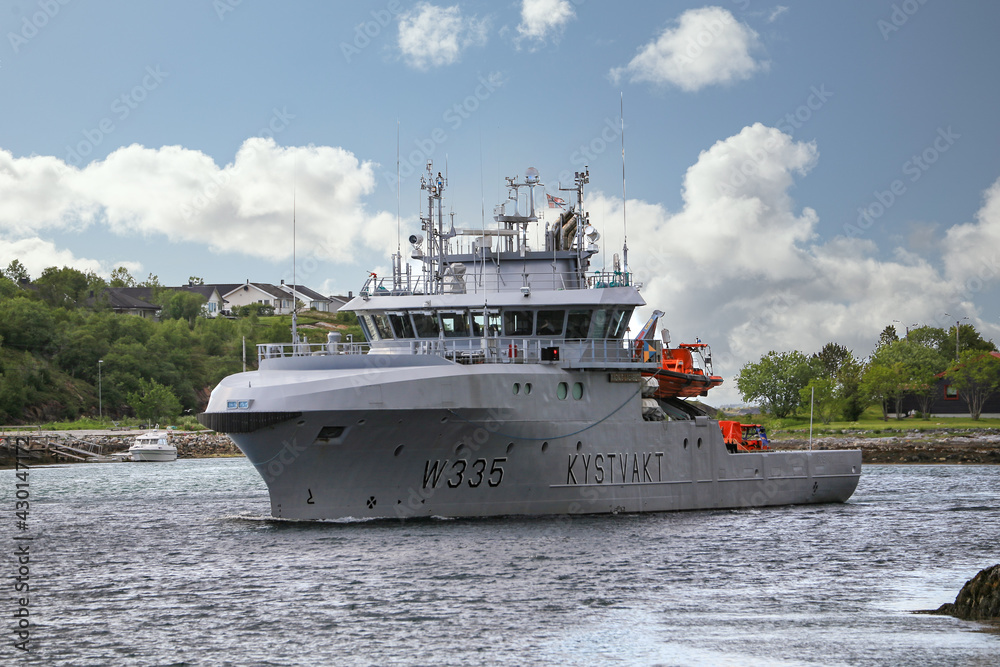 The Coast Guard ship KV Magnus Lagabøte passes through Brønnøysundet ...
