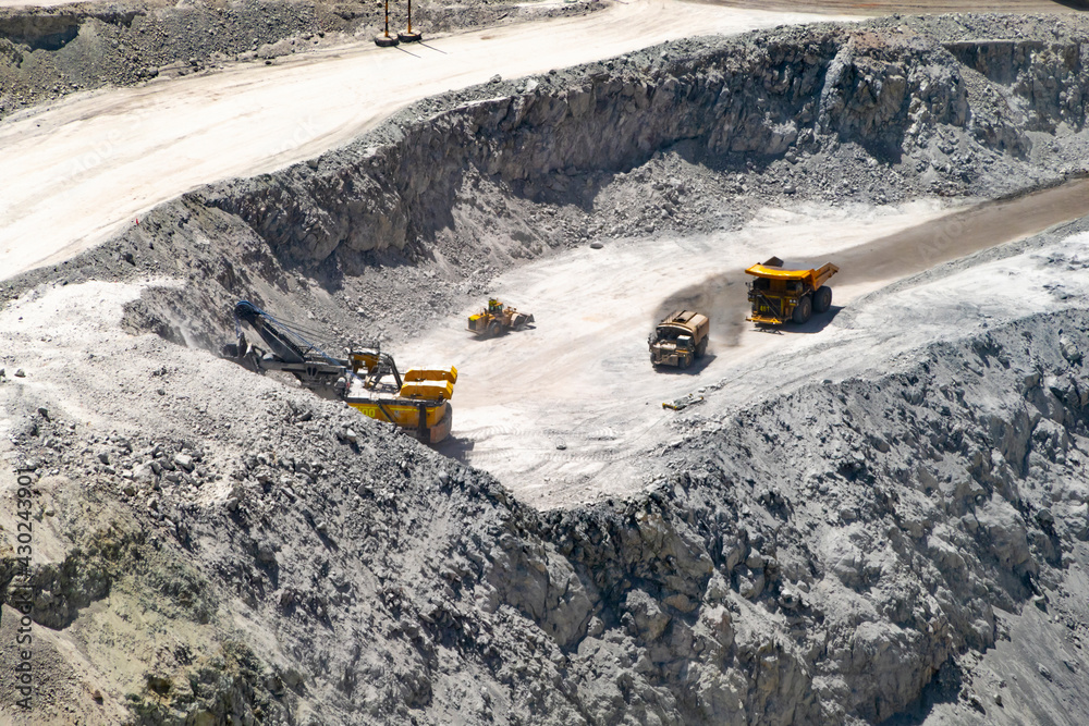 Chuquicamata, biggest open pit copper mine, Calama, Chile Stock Photo ...