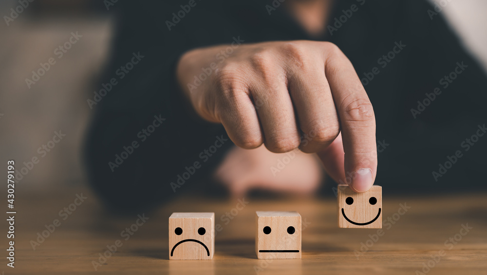 Customer service and Satisfaction concept ,Business people show a ...