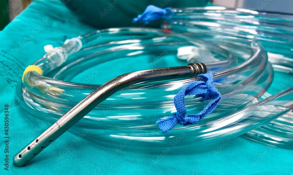 Metal tip suction cannula for suction blood in surgical field back to ...