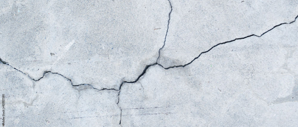 Crack wall texture. Cracked concrete wall covered with cement surface ...