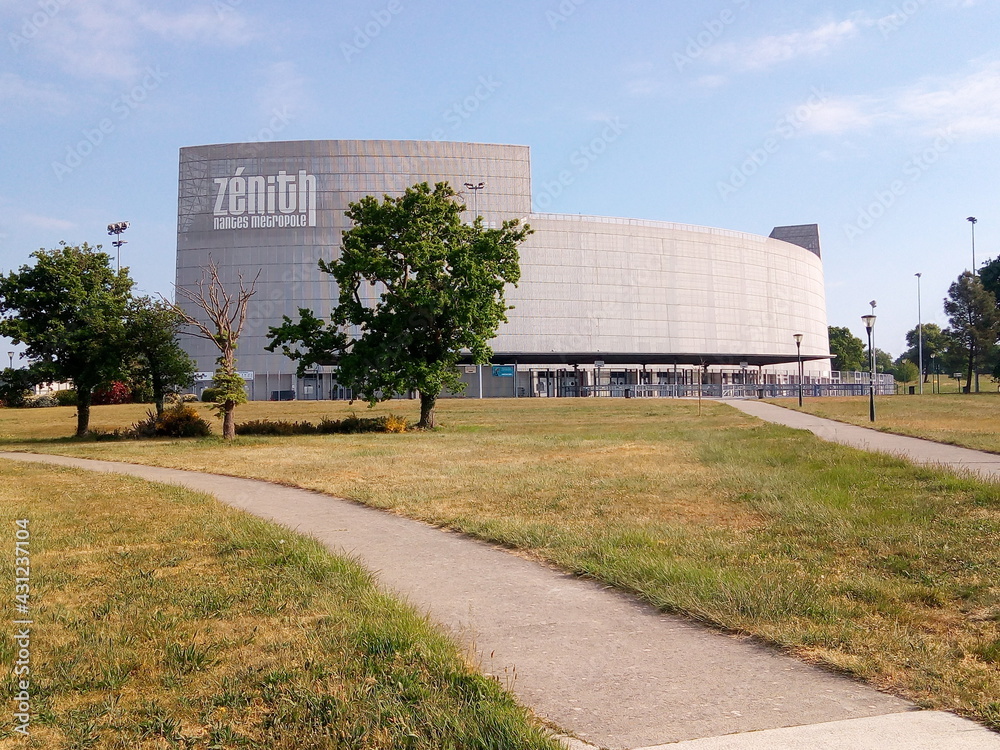 Zénith De Nantes Théâtre Et Salle De Spectacle Saint Herblain 44800 ...
